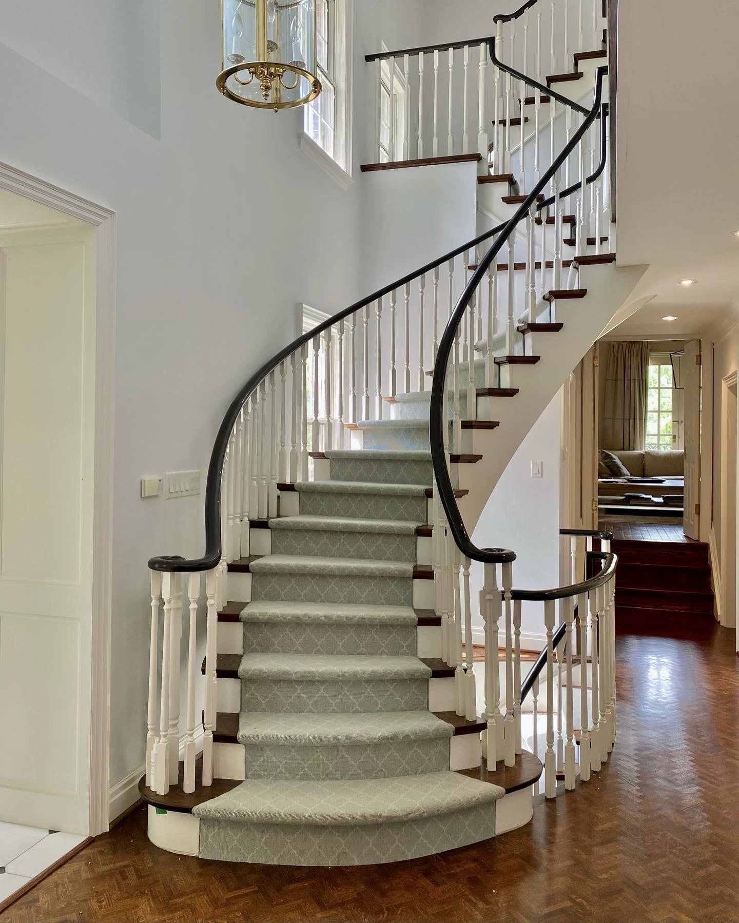 Wilton Essence Stair Runner / Broadloom – Tapis Rugs & Carpet